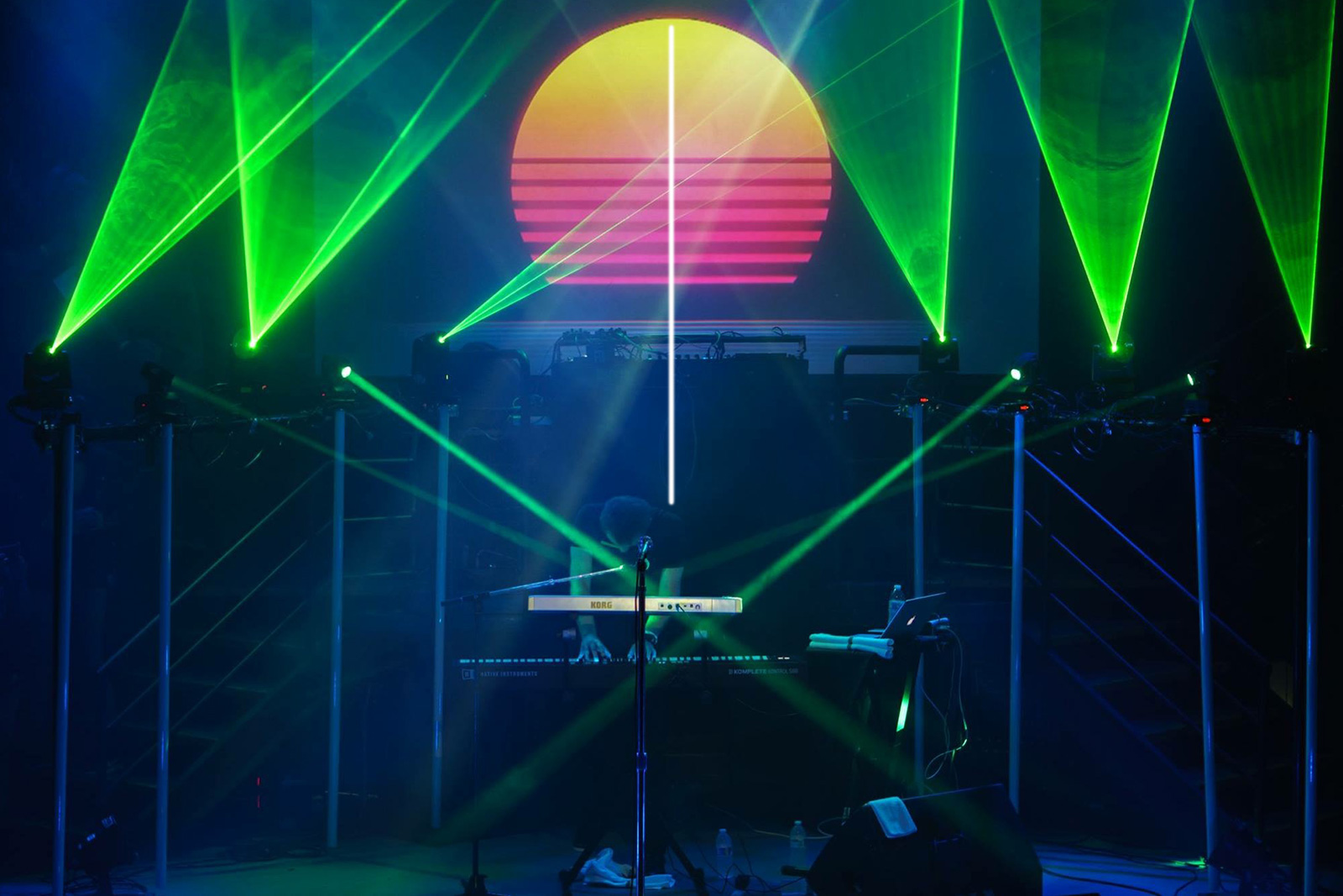 New FM-84 Single Should 'Never Stop' – Vehlinggo